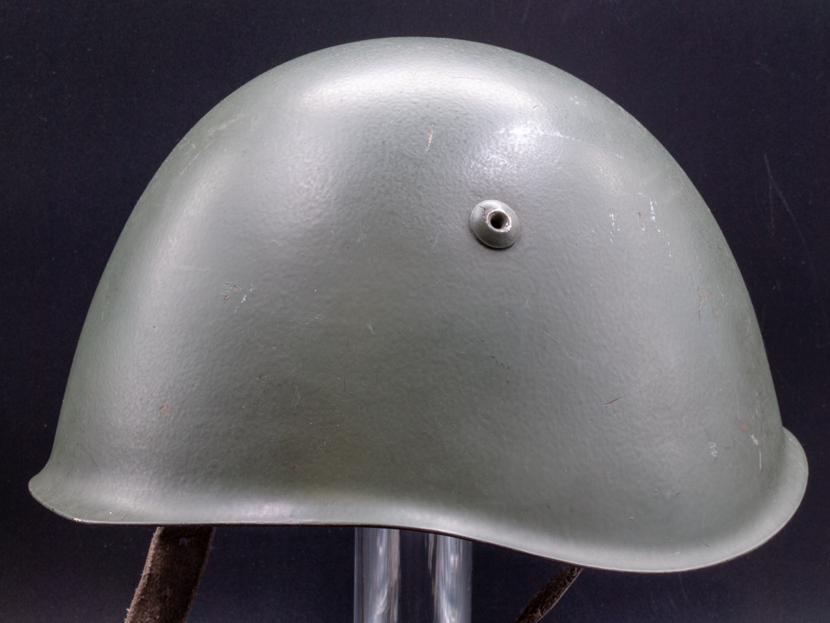 Italian M33* – Steel Helmets of the World Wars