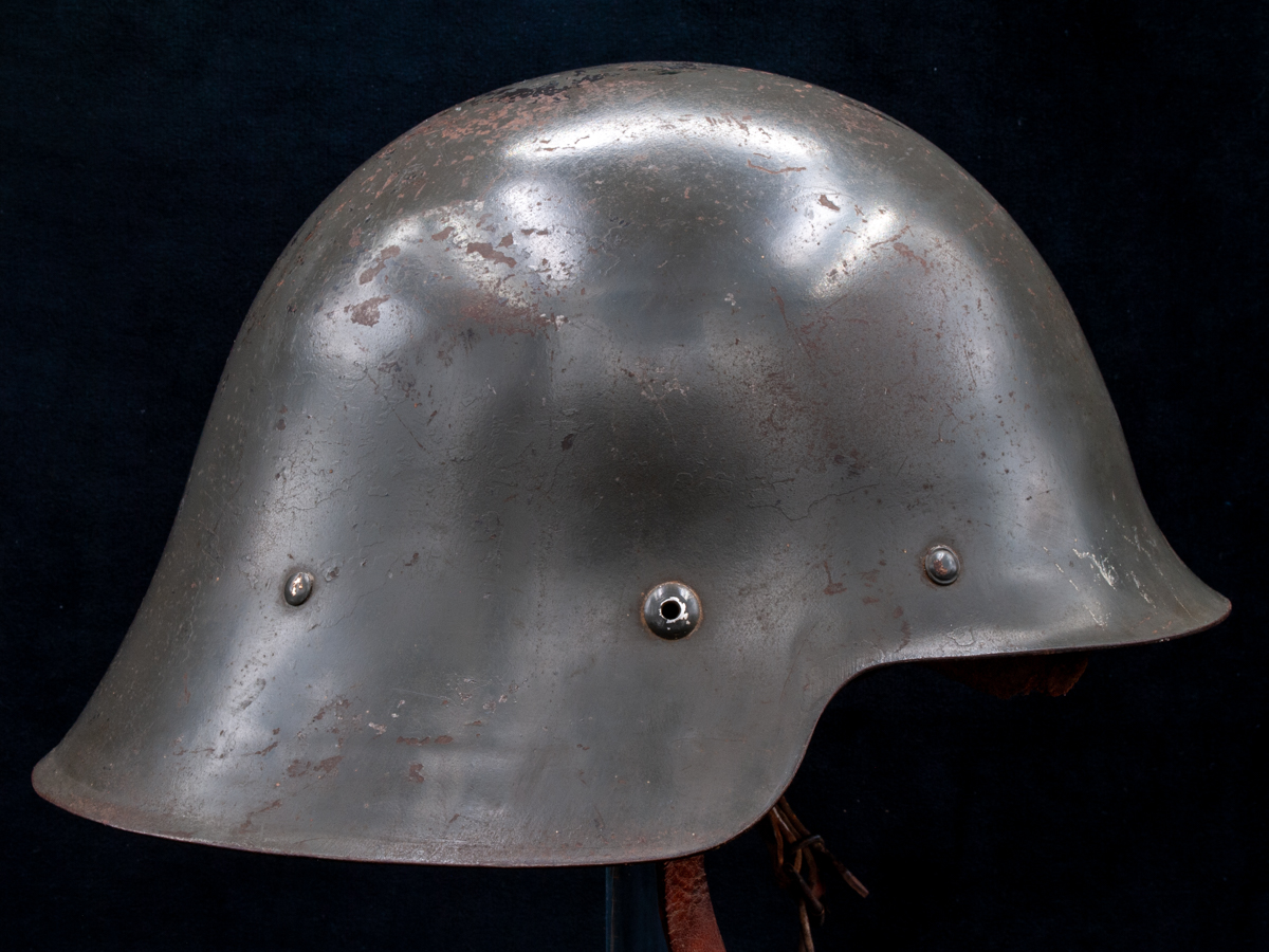 Spanish M26* – Steel Helmets of the World Wars