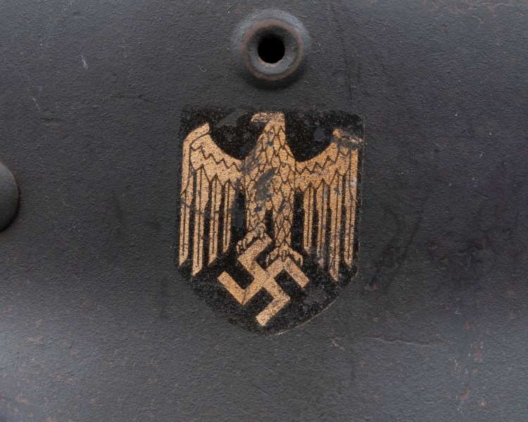 German M40* – Steel Helmets of the World Wars