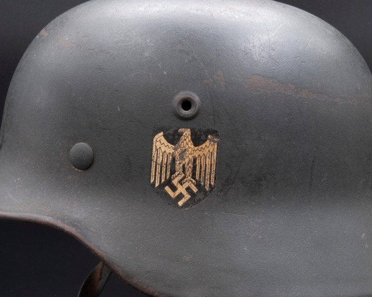 German M40* – Steel Helmets of the World Wars