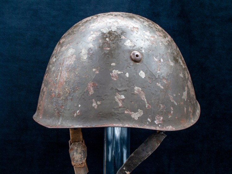 Italian M33 – Steel Helmets of the World Wars