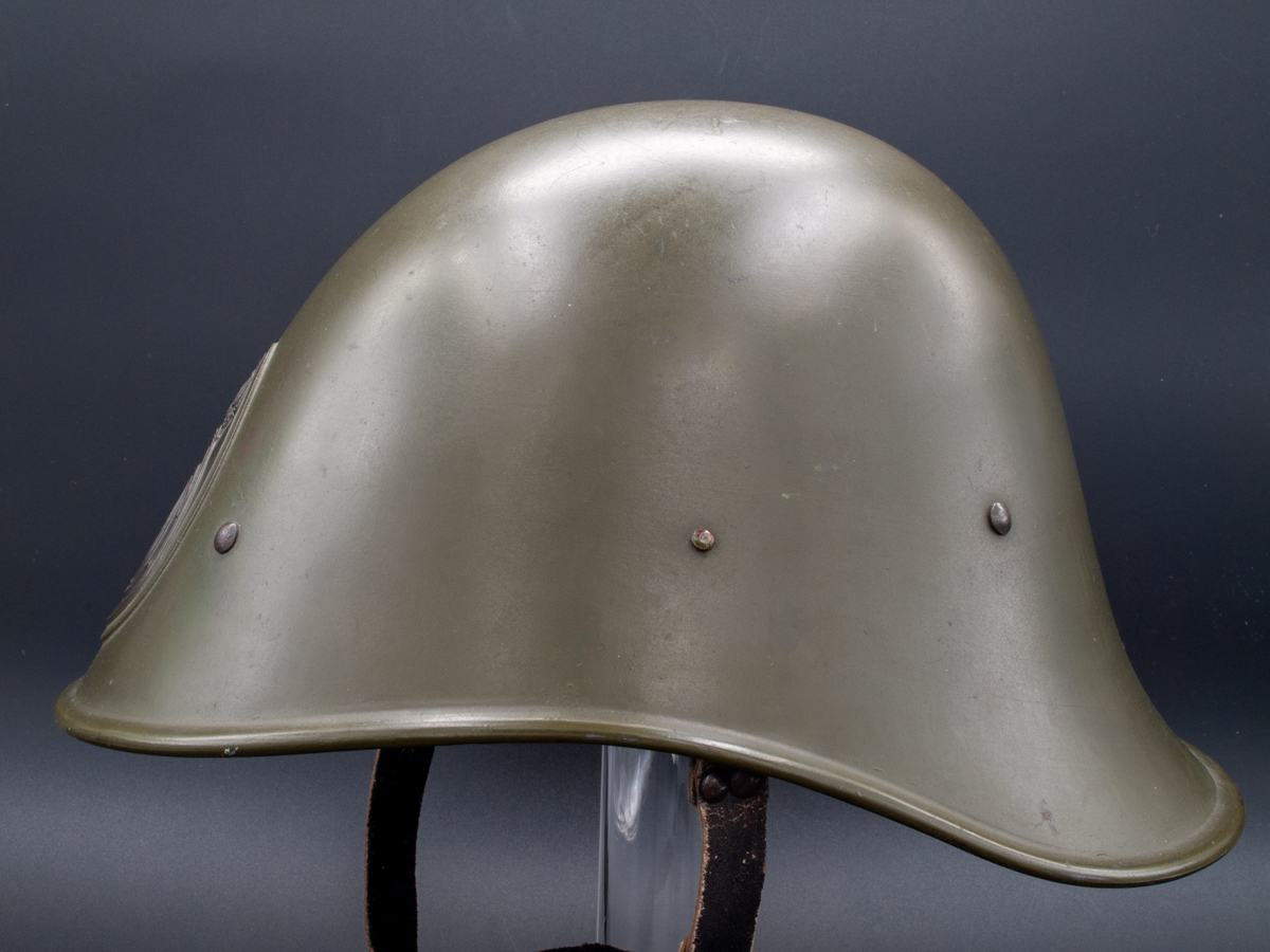 Romanian M39* – Steel Helmets of the World Wars