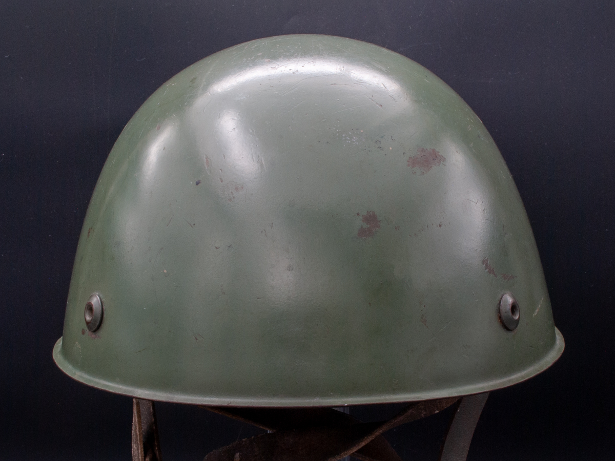 Italian M42 Paratrooper* – Steel Helmets of the World Wars