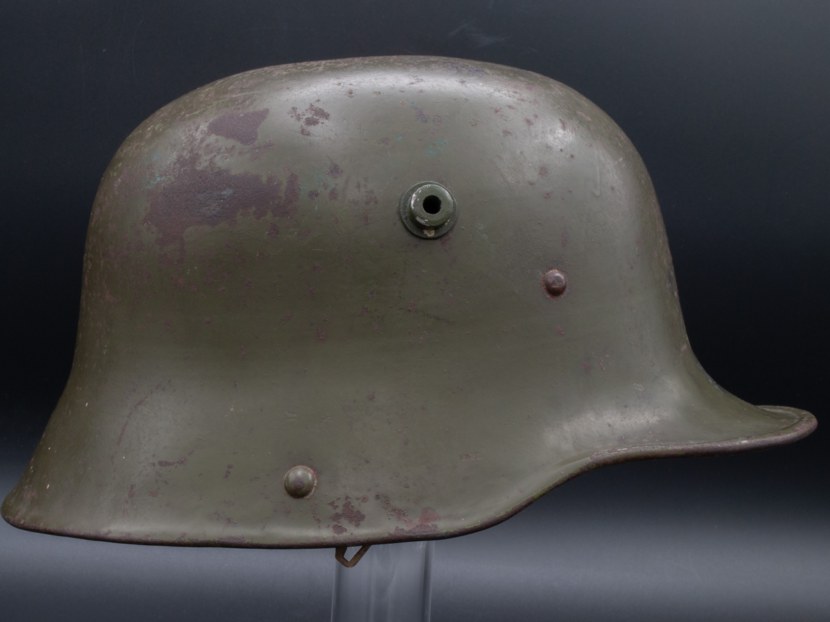 Stahlhelm Postwar – Steel Helmets of the World Wars
