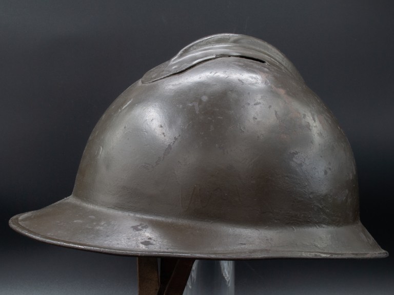 Italian M16/20* – Steel Helmets of the World Wars