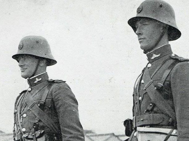 Irish M27 – Steel Helmets of the World Wars