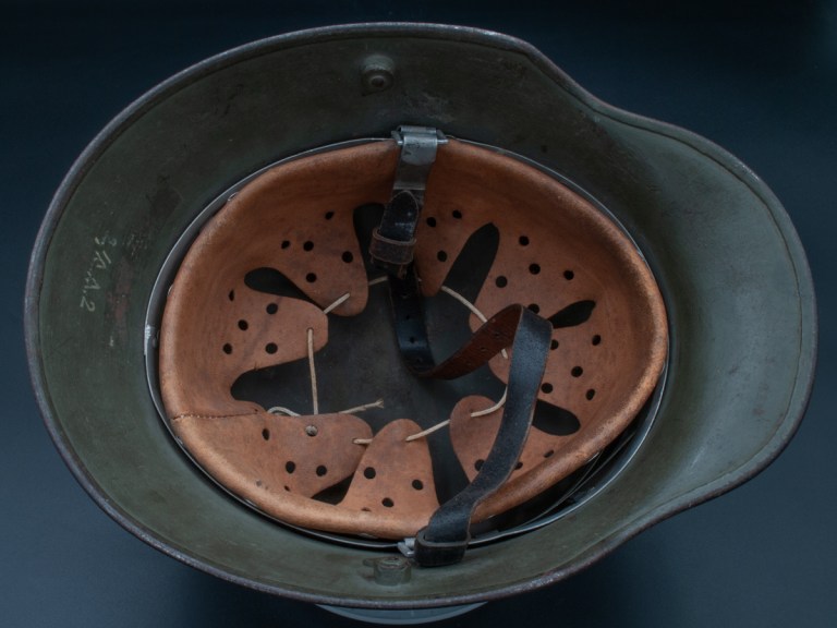 Transitional – Steel Helmets of the World Wars