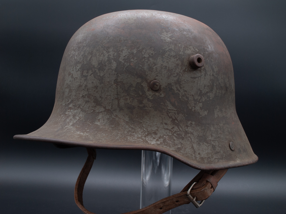 Bulgarian M17* – Steel Helmets of the World Wars