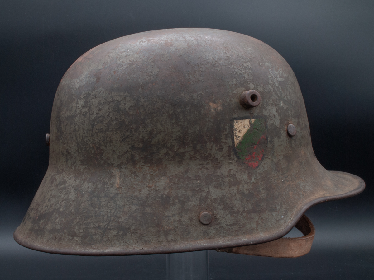 Bulgarian M17 – Steel Helmets of the World Wars
