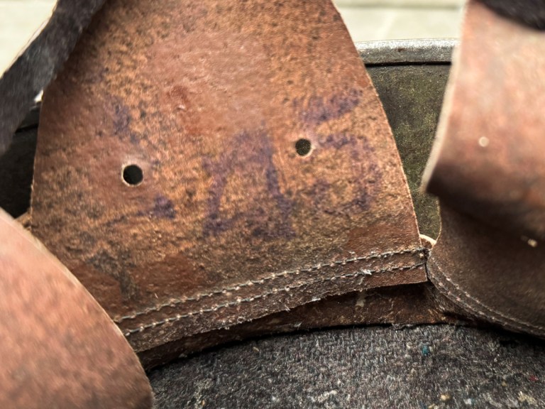 Bulgarian M17* – Steel Helmets of the World Wars